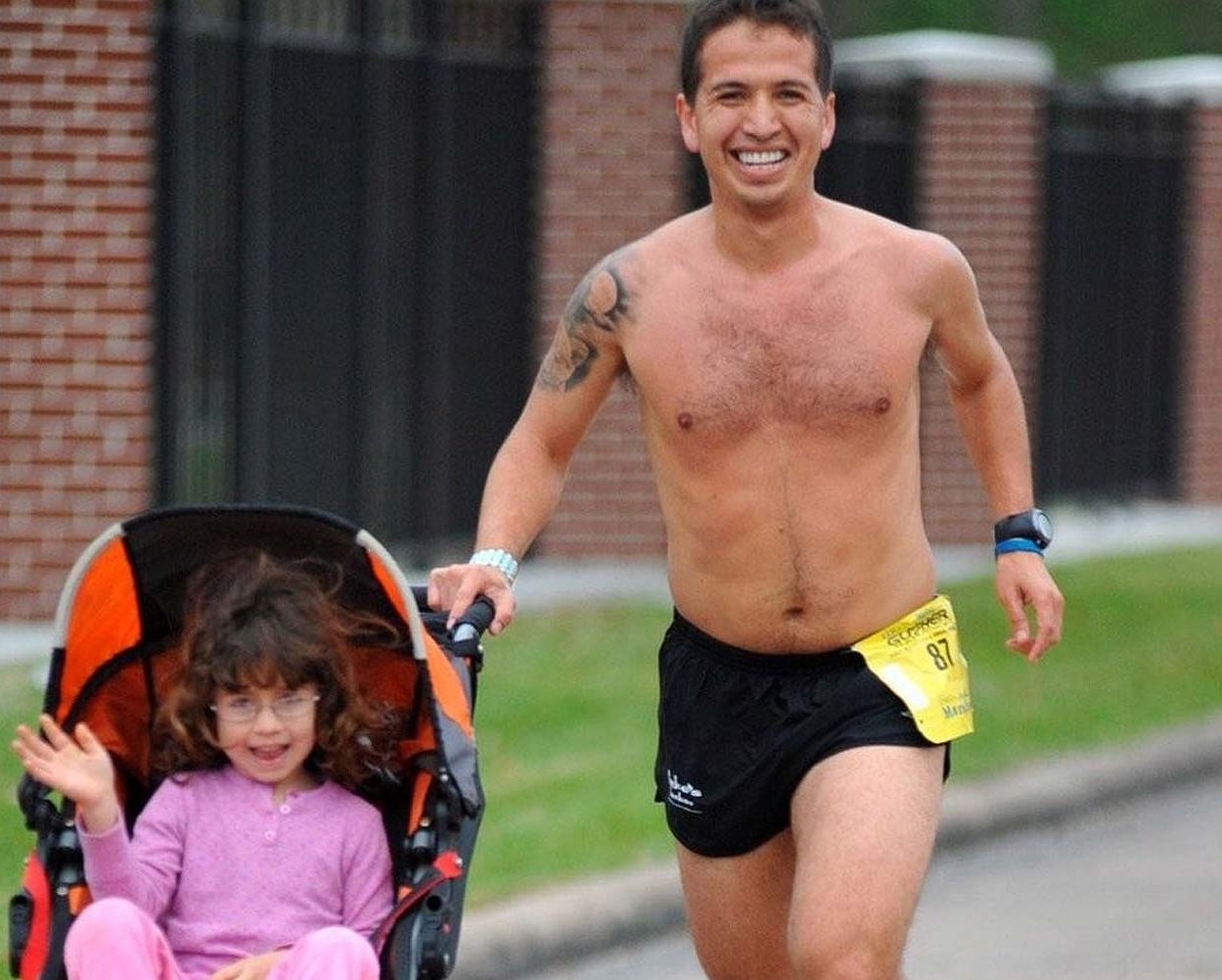 7: Winning Marathons with Brain Cancer | Scott Kujak | The Underdog